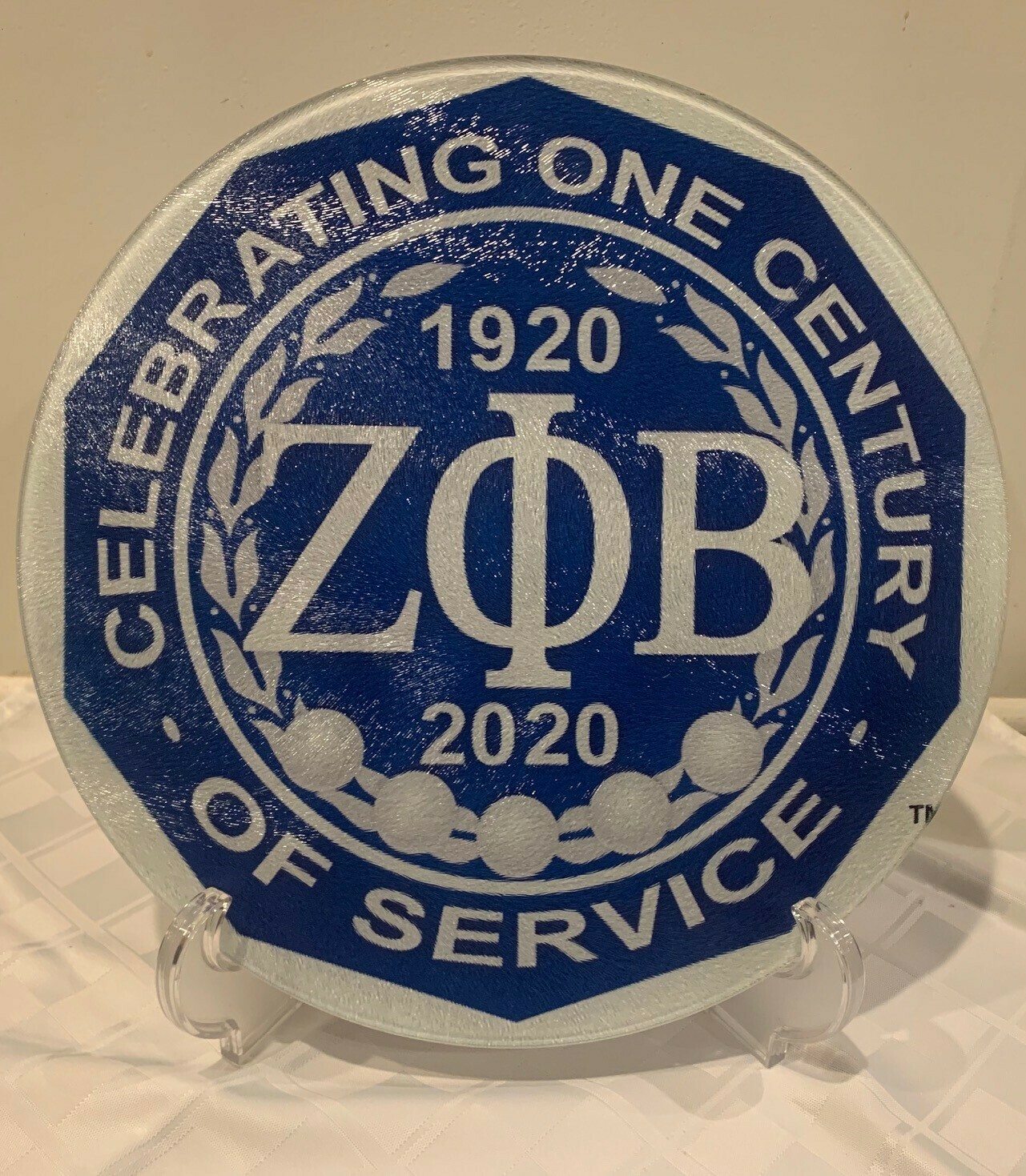 Centennial Round Glass Display