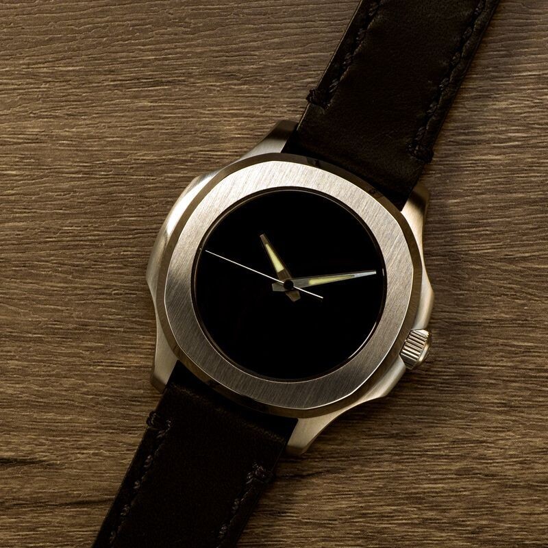 WIC005 V2 Wristwatch with Authentic Musou Black ultrablack paint dial ...