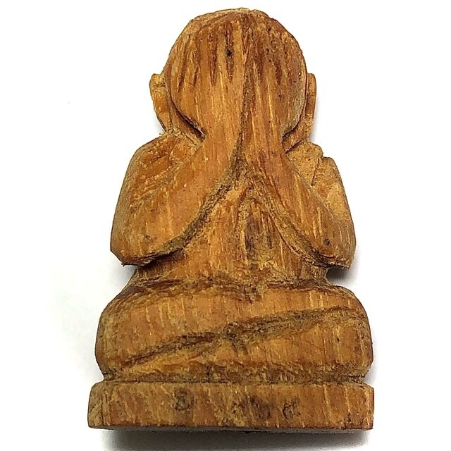 Pra Pid Ta Maha Lap (Gammagarn) Metta Oil soaked with sacred powder and ...