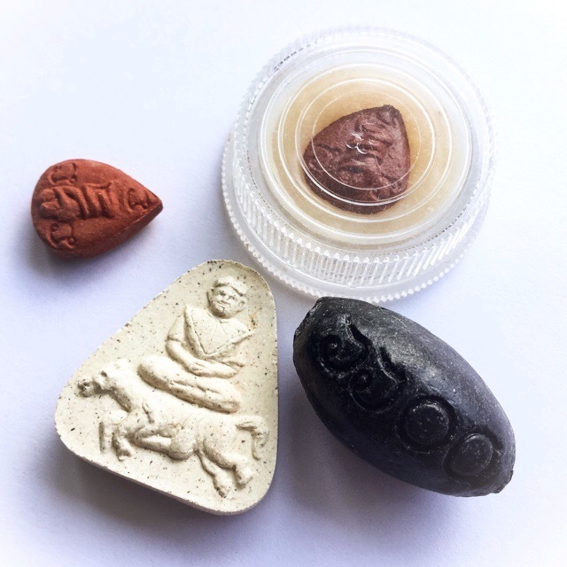 In Nuea Koo Duang Jai Rak + Khun Phaen Yord Acha + See Pheung + Look ...