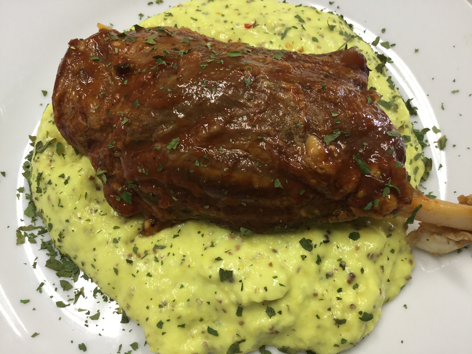 hammetje in mosterdsaus