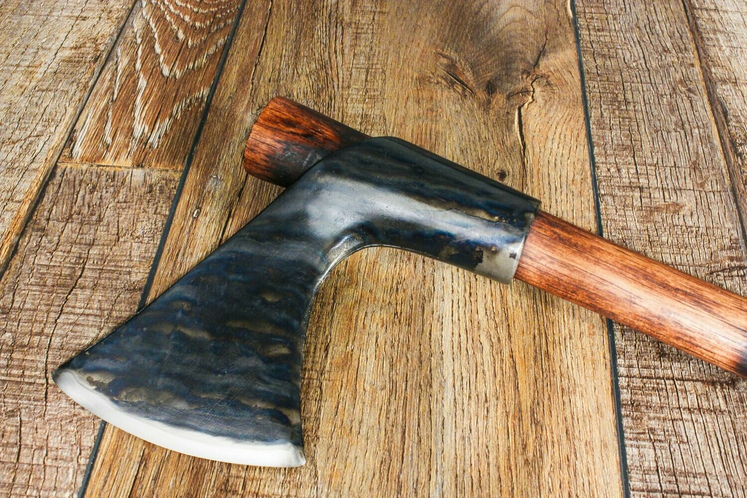 The French Lady Tomahawk