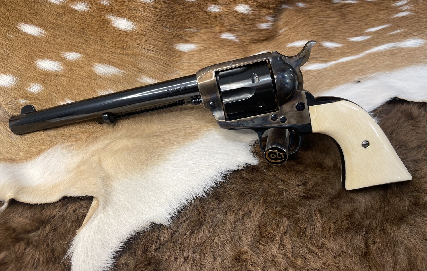 1st Generation Colt Single Action Army .32-20