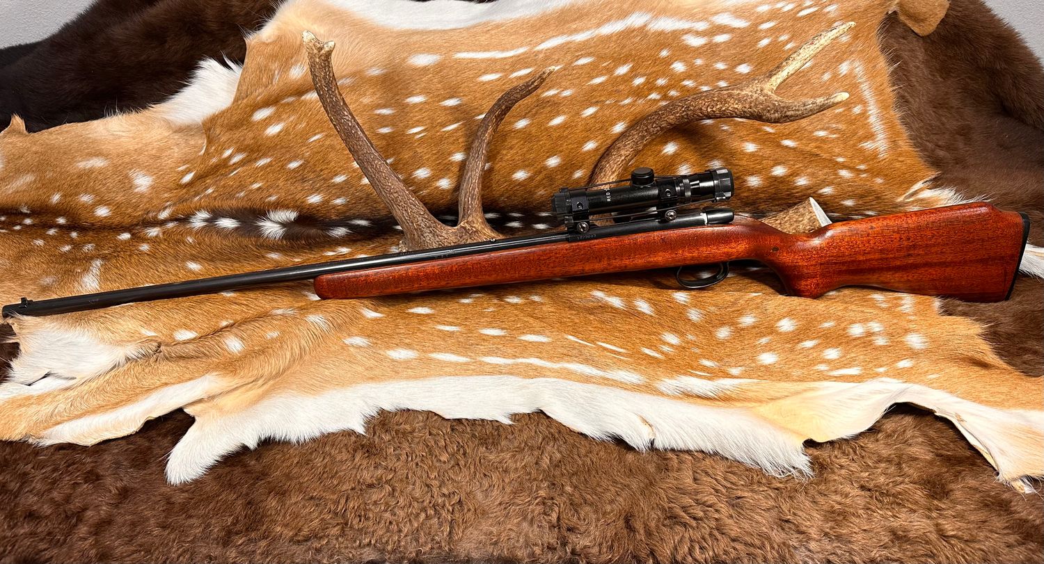 Vintage Bolt Action Remington 580 .22 Short, Long, Long Rifle