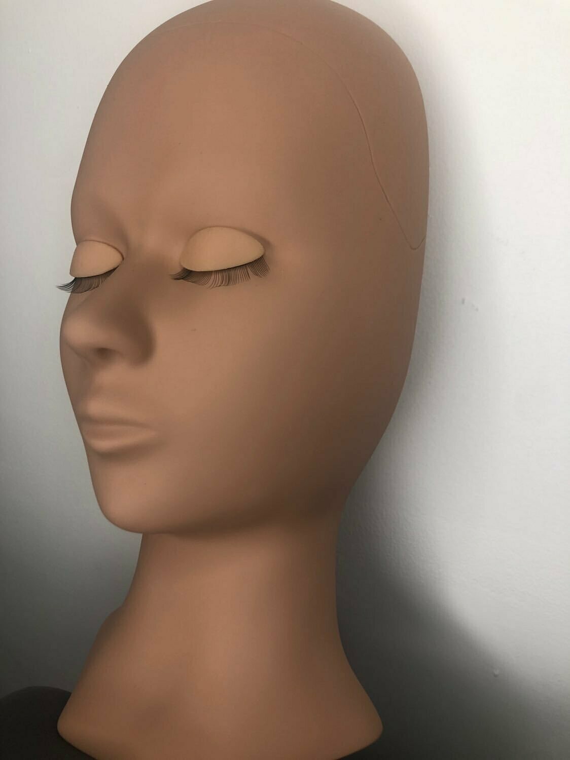 Mannequin Head with removable eyelids