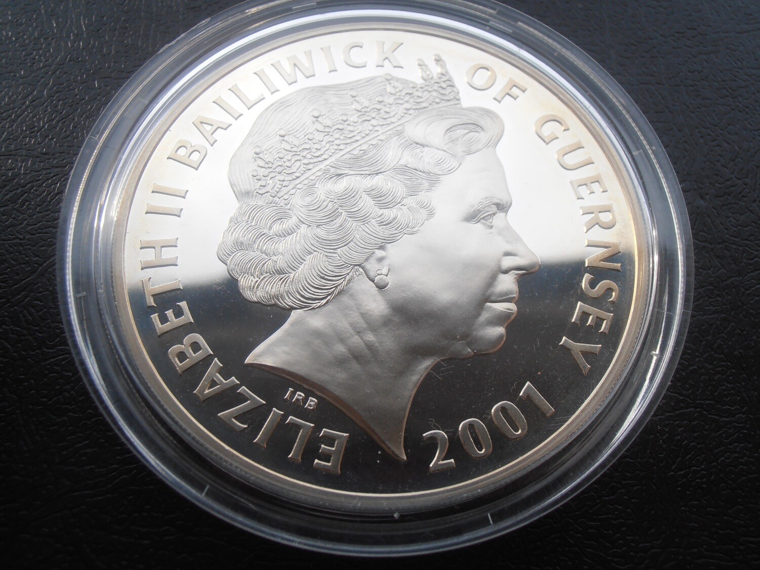 Guernsey £10 Silver Proof - 2001 (A Century of Monarchy)