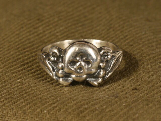 German WW2 Silver Ring Panzer Div.