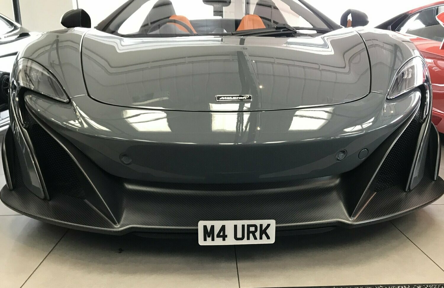 McLaren 675lt front license mount