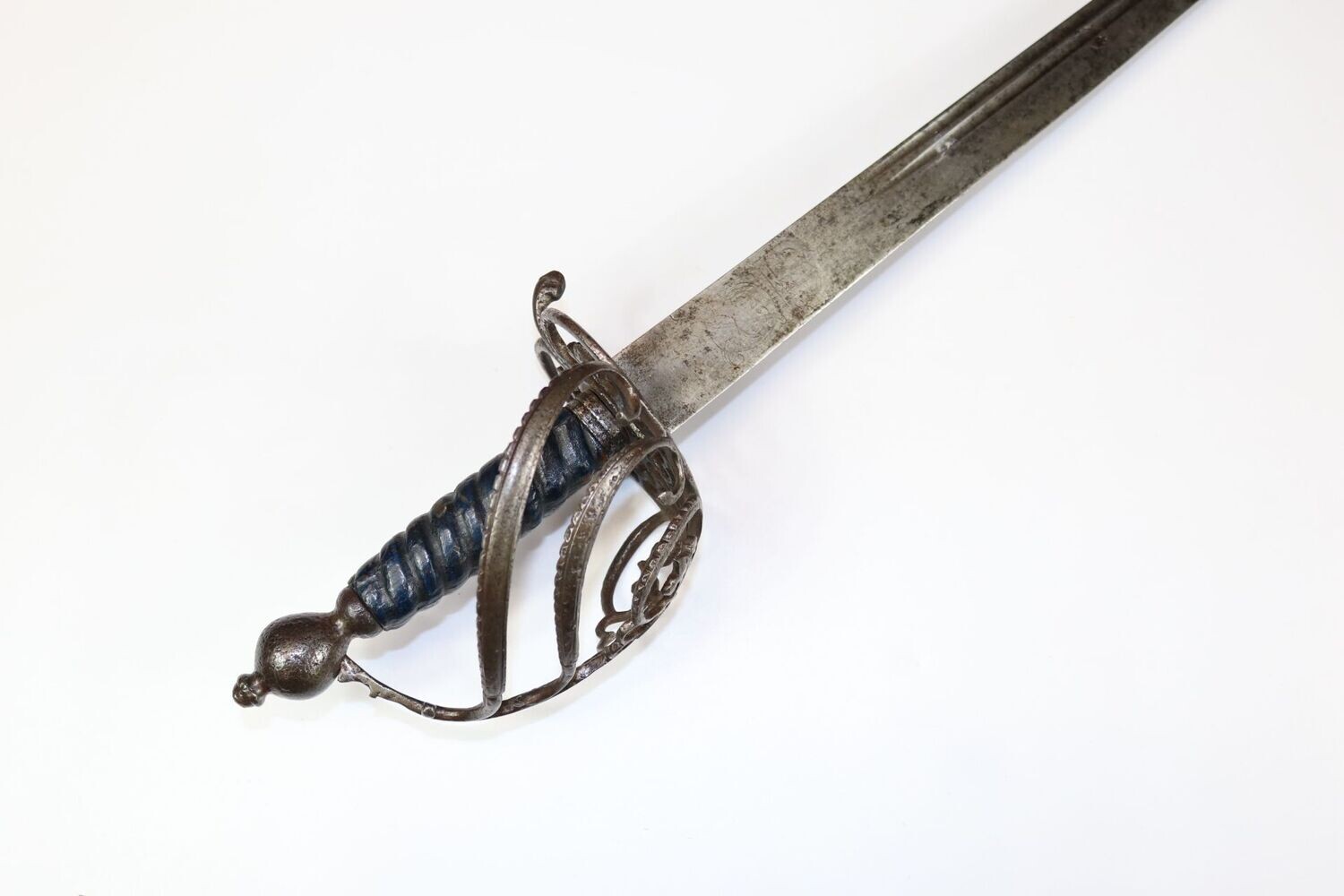 American Revolution Era British Officer's Dragoon Sword
