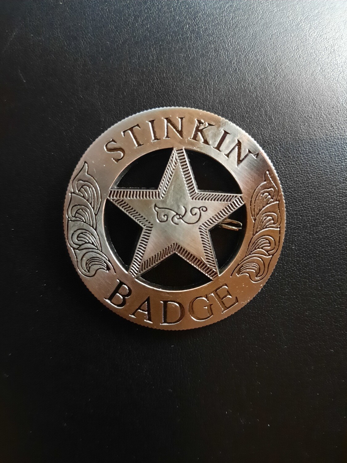 STINKIN' BADGE