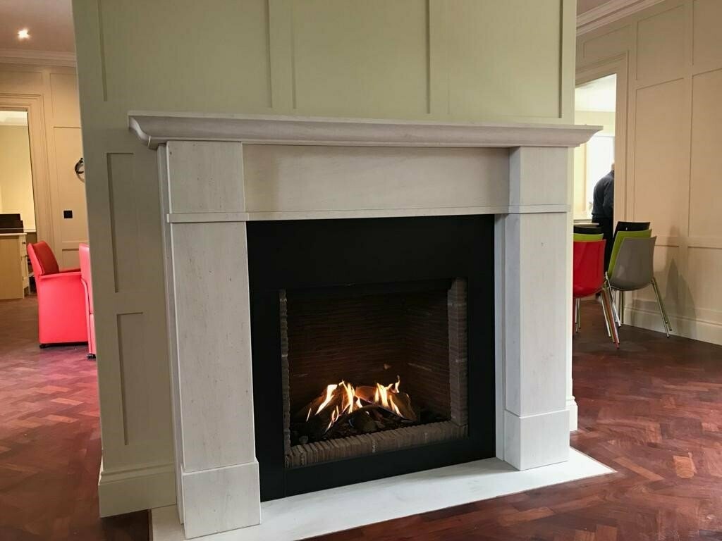 Claremont Fireplace & Class Bell Small gas fire