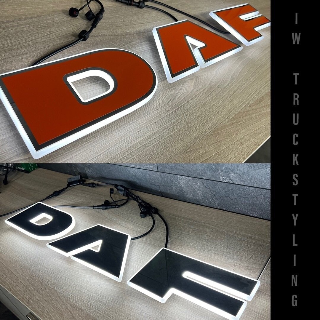 LED beleuchteter DAF Schriftzug