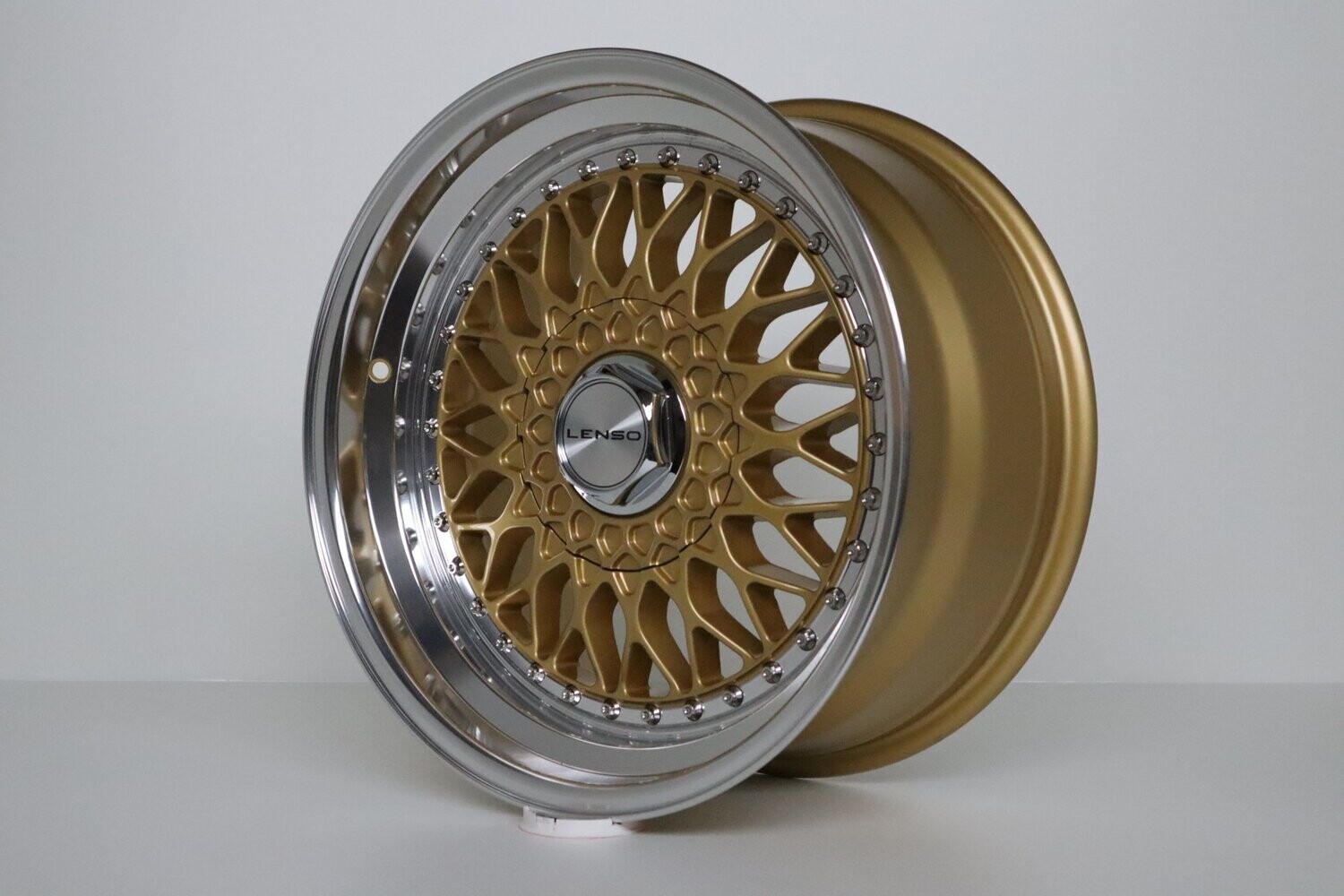 Lenso BSX 8,5x17 LK 5 x120 mit Tüv in Gold