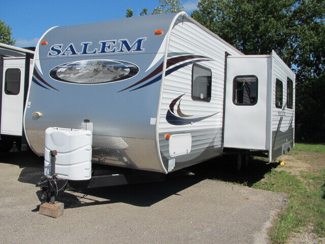 2013 SALEM 26TBUD BY FOREST RIVER