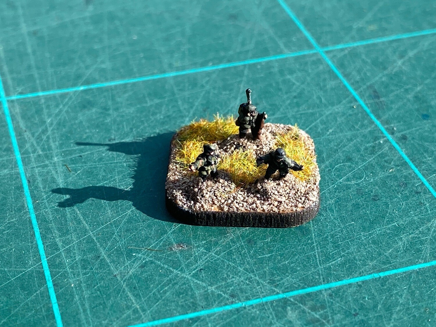 G393 German WW2 Early-Mid Infantry Command & RTO (1 x RTO & 2 x ...