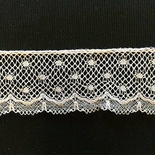 104F White Lace Edging (Priced Per Yard)