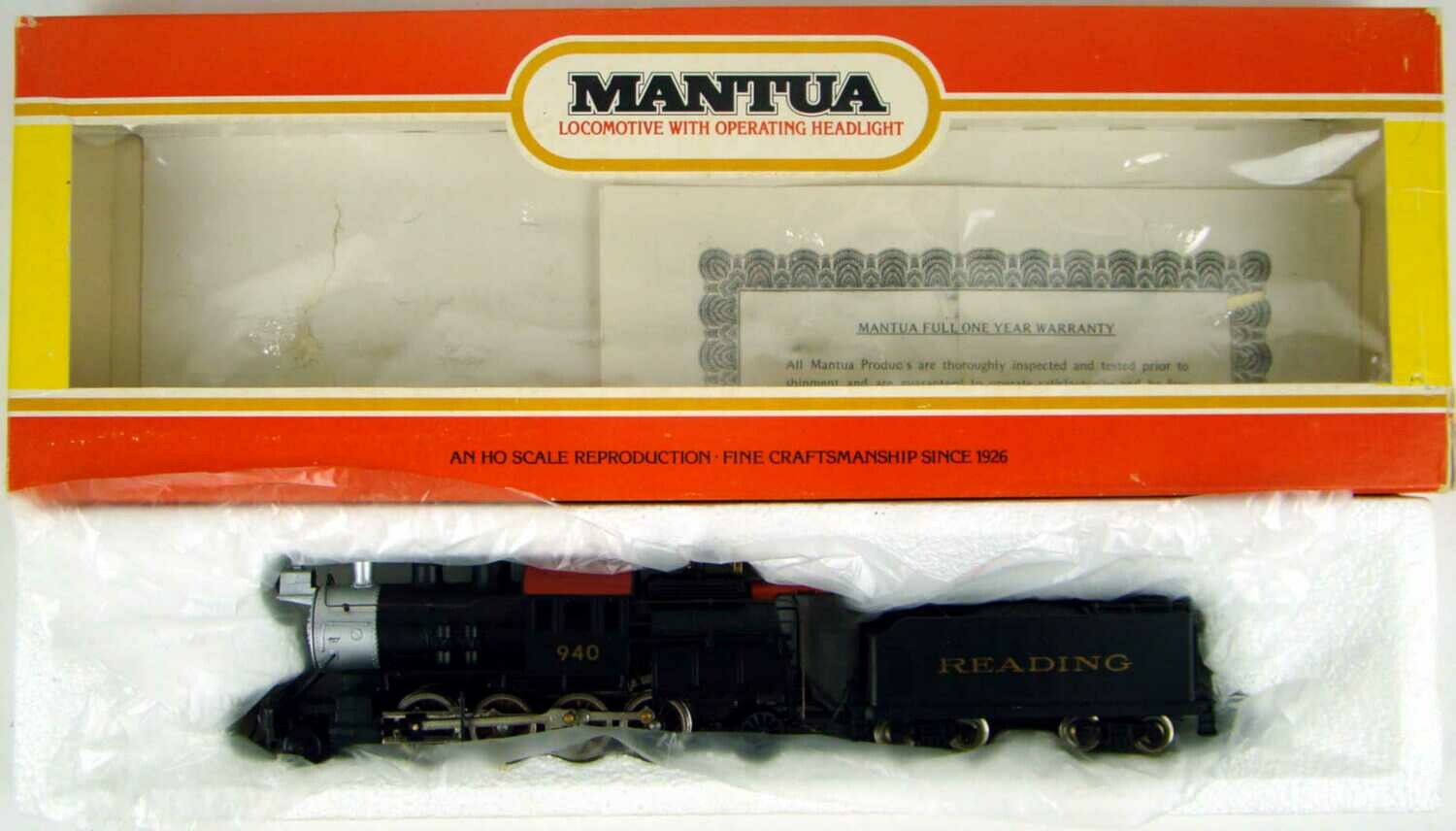 Mantua 322-21 Reading 2-8-2 Camelback Locomotive #940 HO Scale