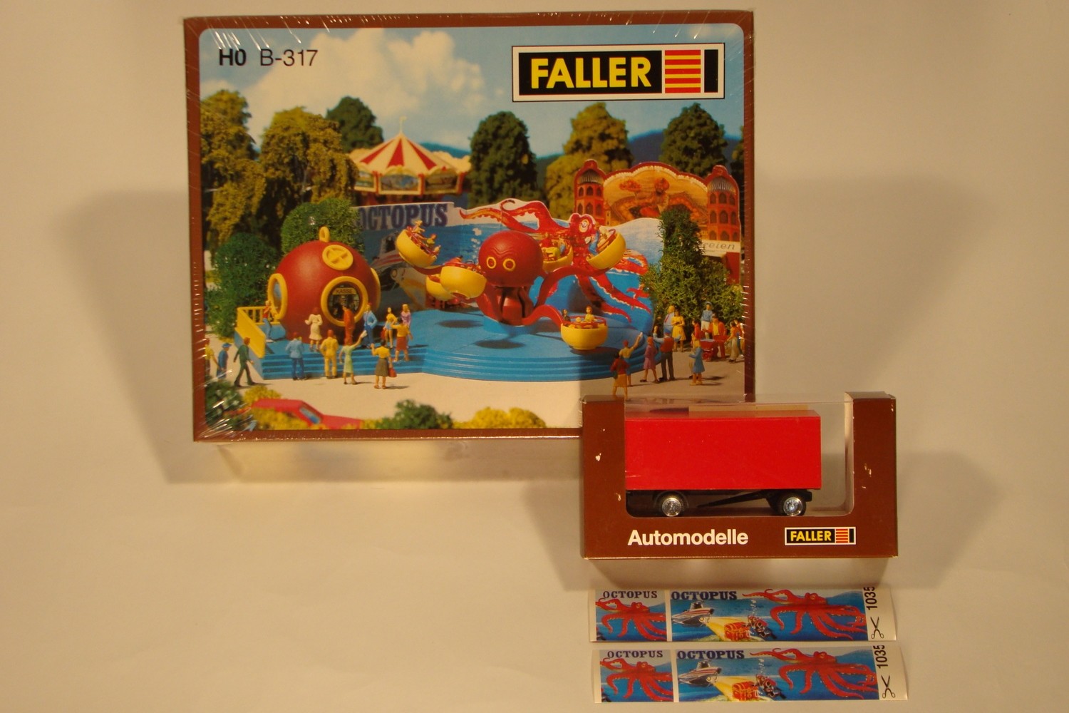 Faller B-317 Octopus 1035 Trailer Combo