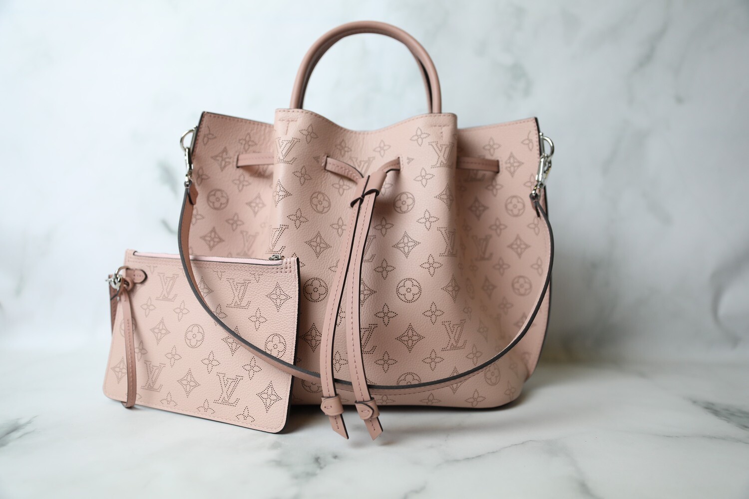 Louis Vuitton Drawstring Bucket bag, Pink perforated, New in Box WA001 ...