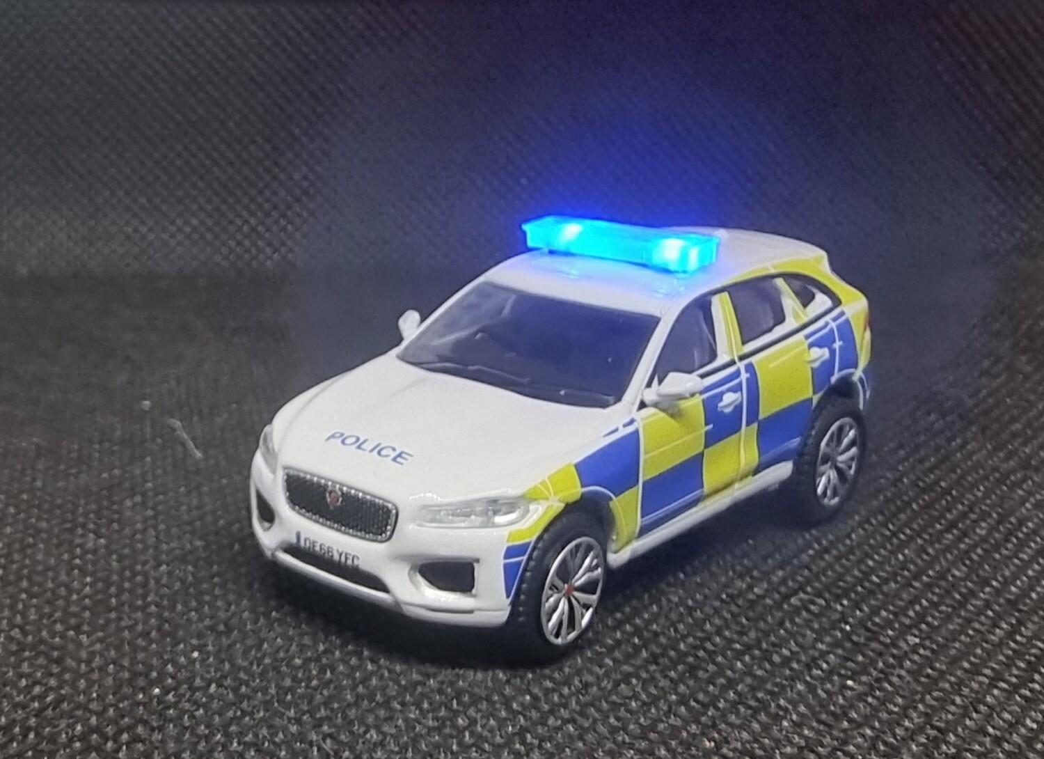 76JFP004 - Jaguar F Pace Police with Leigh Models and Hobbies Light Bar