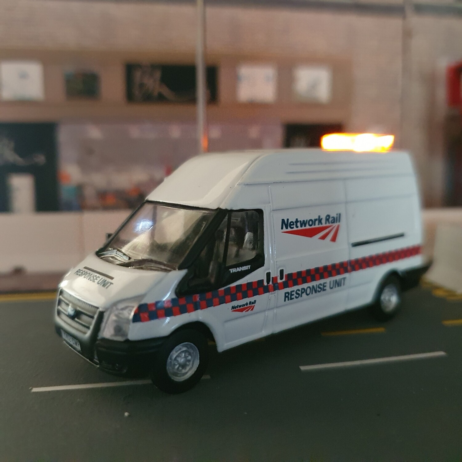 76FT022 - Ford Transit Network Rail Response Unit with Leigh Models and ...