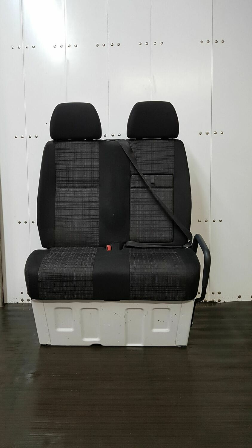 Mercedes Sprinter Double Bench