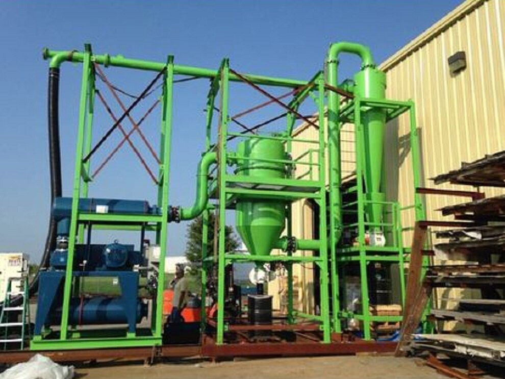 Vac system for unloading rail cars