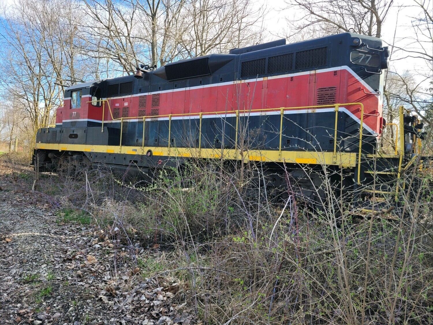 Blue carded EMD GP9 with alignment couplers