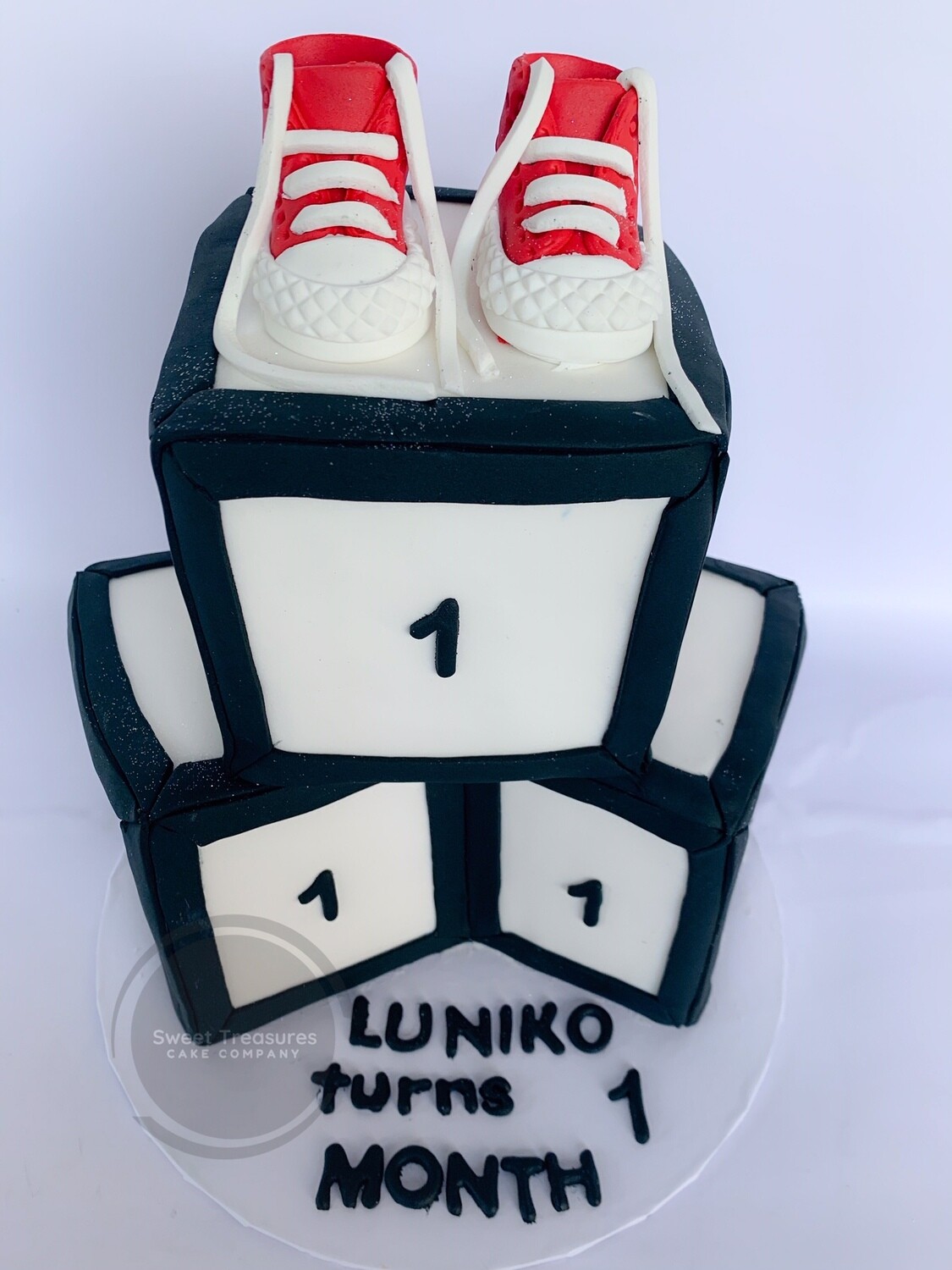 3 months old Birthday cake