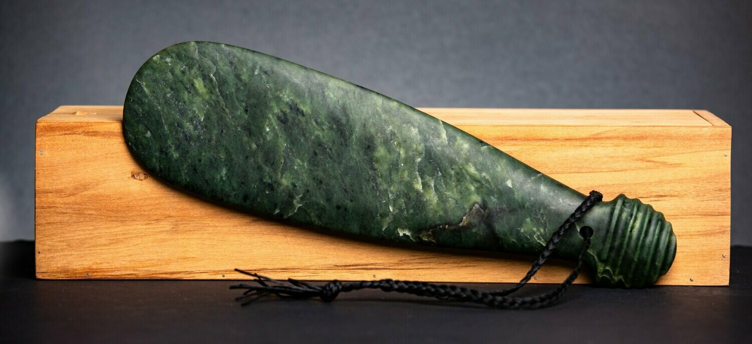 Greenstone Mere - NZ Genuine Kawakawa stone - Hohonu