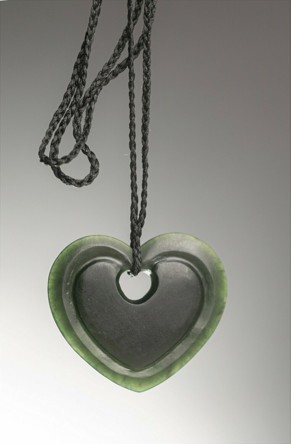 Greenstone Heart NZ Genuine Kawakawa stone - Onamalutu