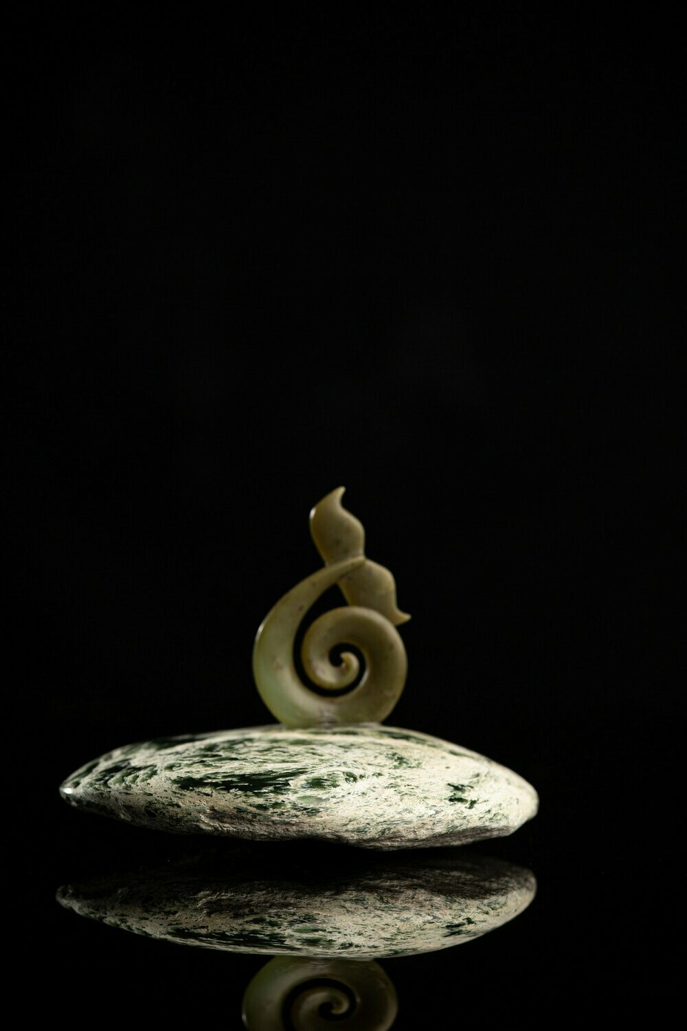 Greenstone Whales Tail Sculpture NZ Genuine Inanga stone - Otapaurau