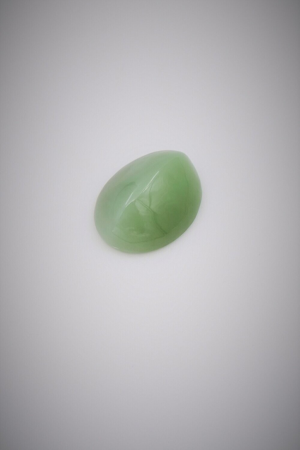 Moko Pounamu, Siberian chatoyant Cat's Eye Nephrite jade Oval Cabochon #54