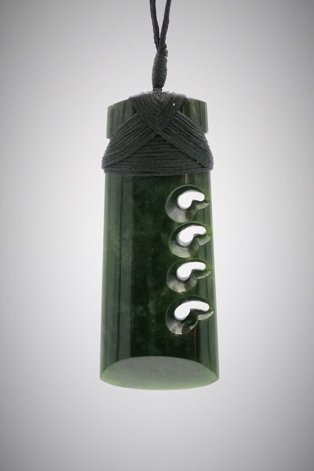 Greenstone Toki NZ Genuine Kawakawa stone - Kaitorete