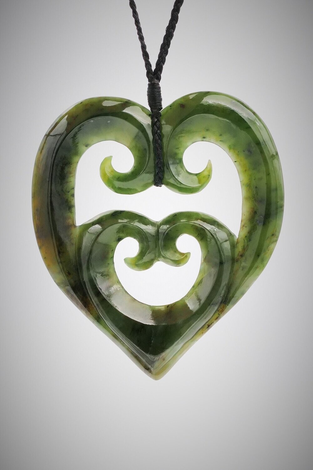 Greenstone Heart NZ Genuine Marsden Flower Jade - Honikiwi