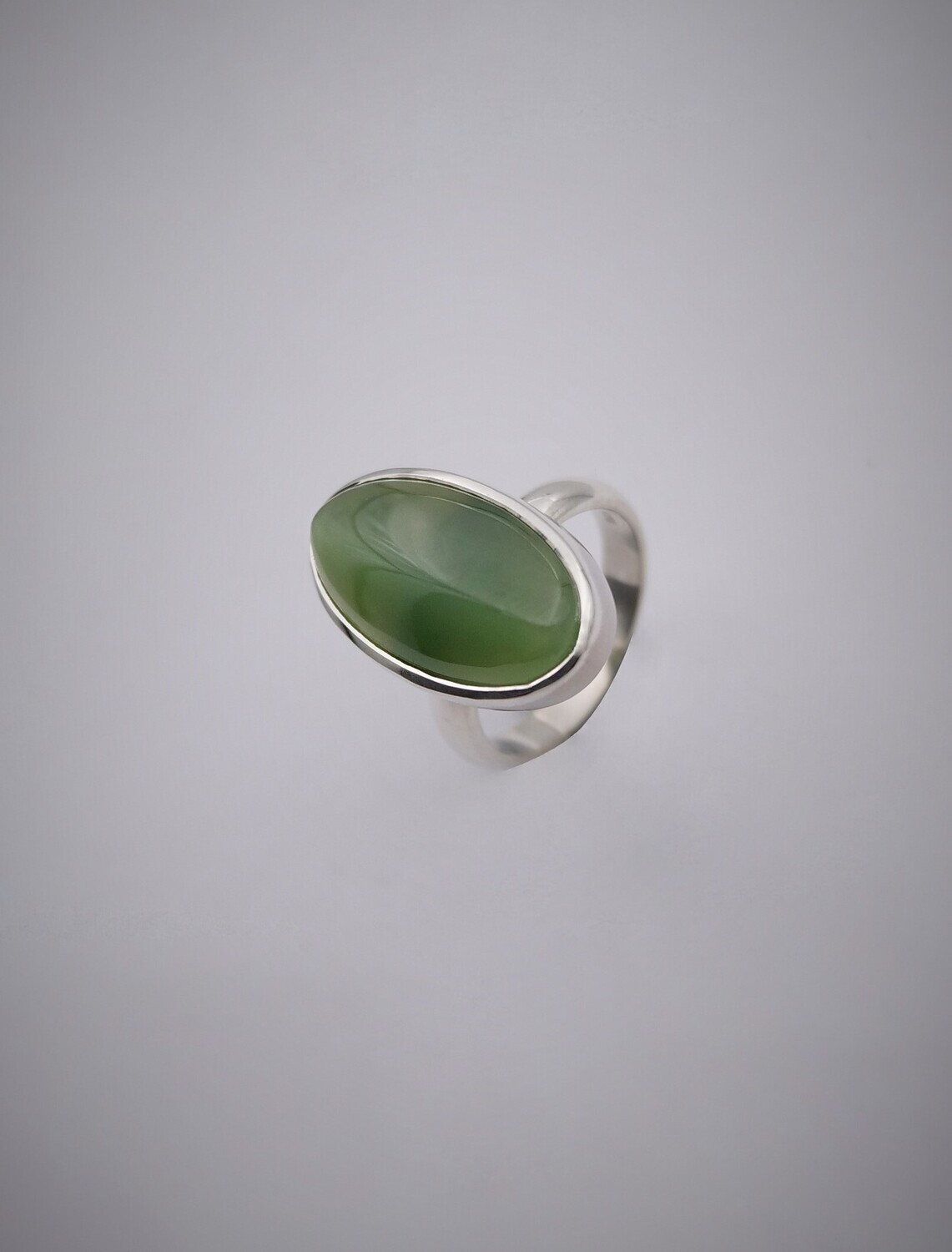 Gilt Jewellery Siberian chatoyant Cat's Eye Nephrite jade Cabochon ...