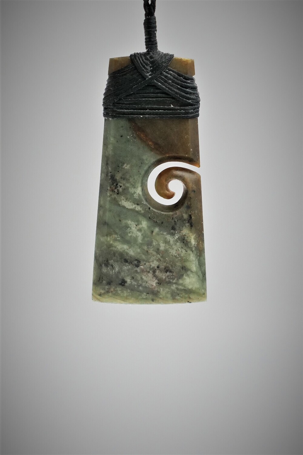 Greenstone Toki NZ Genuine Kawakawa Flower Jade - Koheroa