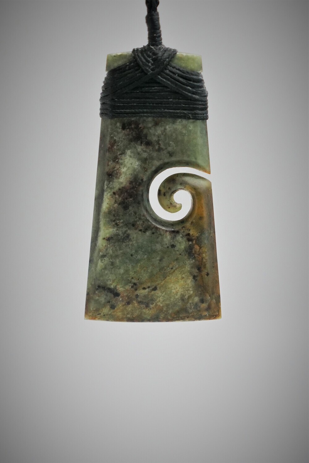 Greenstone Toki NZ Genuine Kawakawa Flower Jade - Koheroa