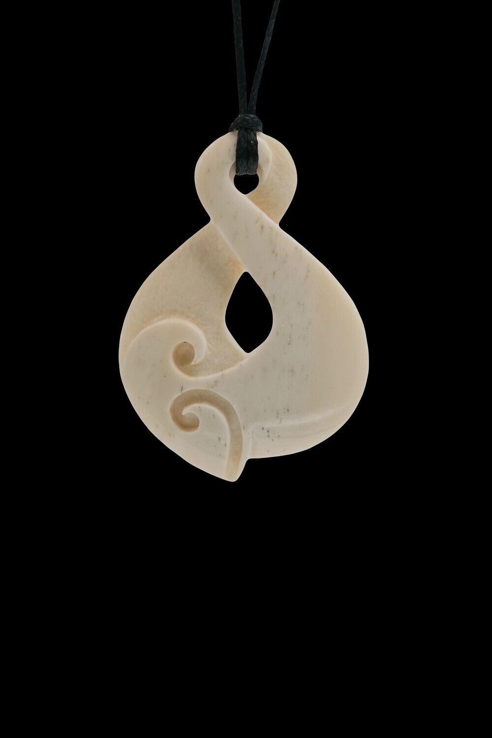Moko Pounamu, Pikorua (Twist) Bone Carving - Matiri