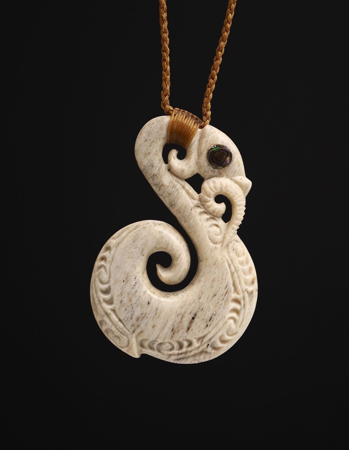 Moko Pounamu, Manaia Genuine Whale Bone Carving - Niagara