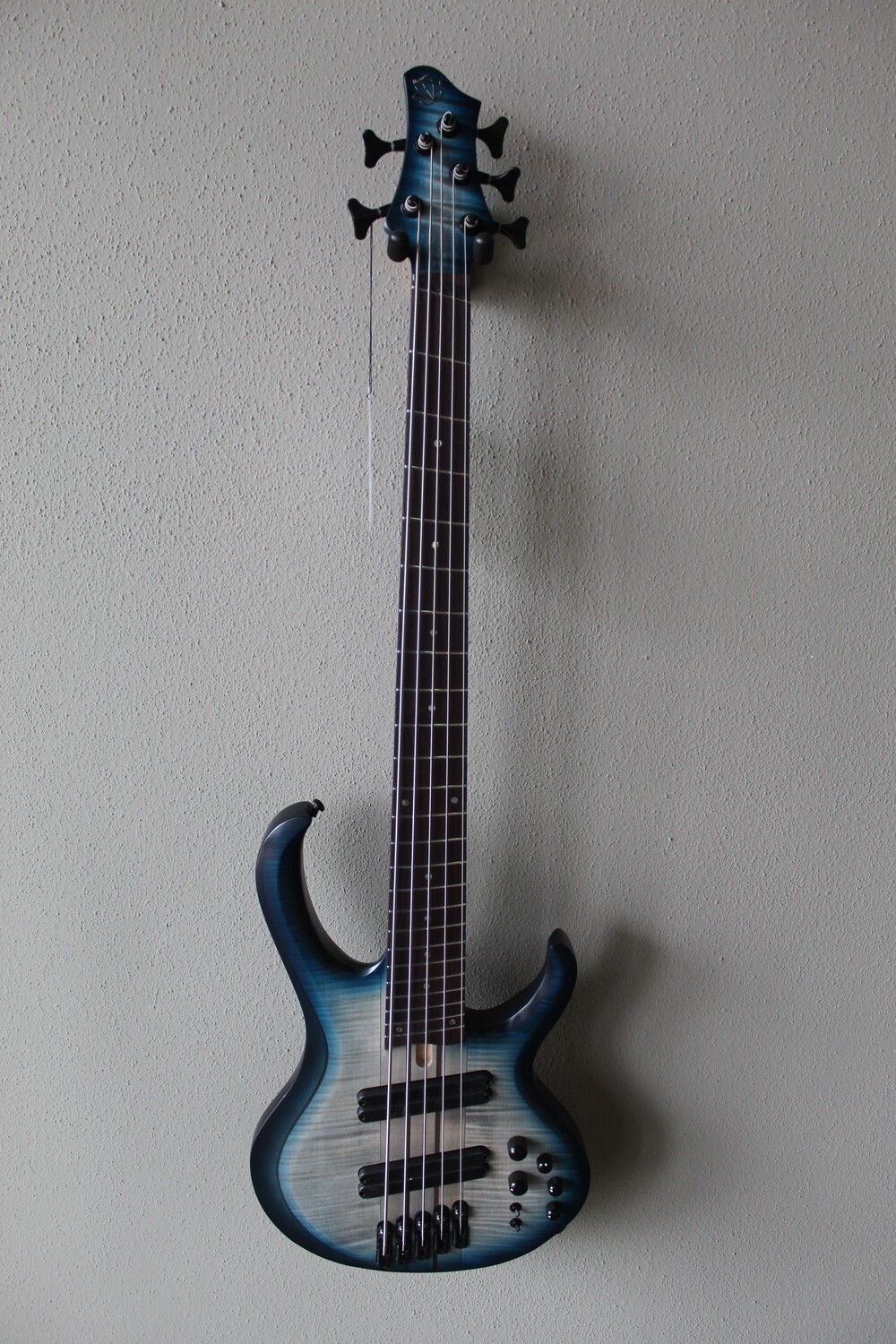 Ibanez BTB705LM 5 (Five) String Electric Bass Guitar - Cosmic Blue ...