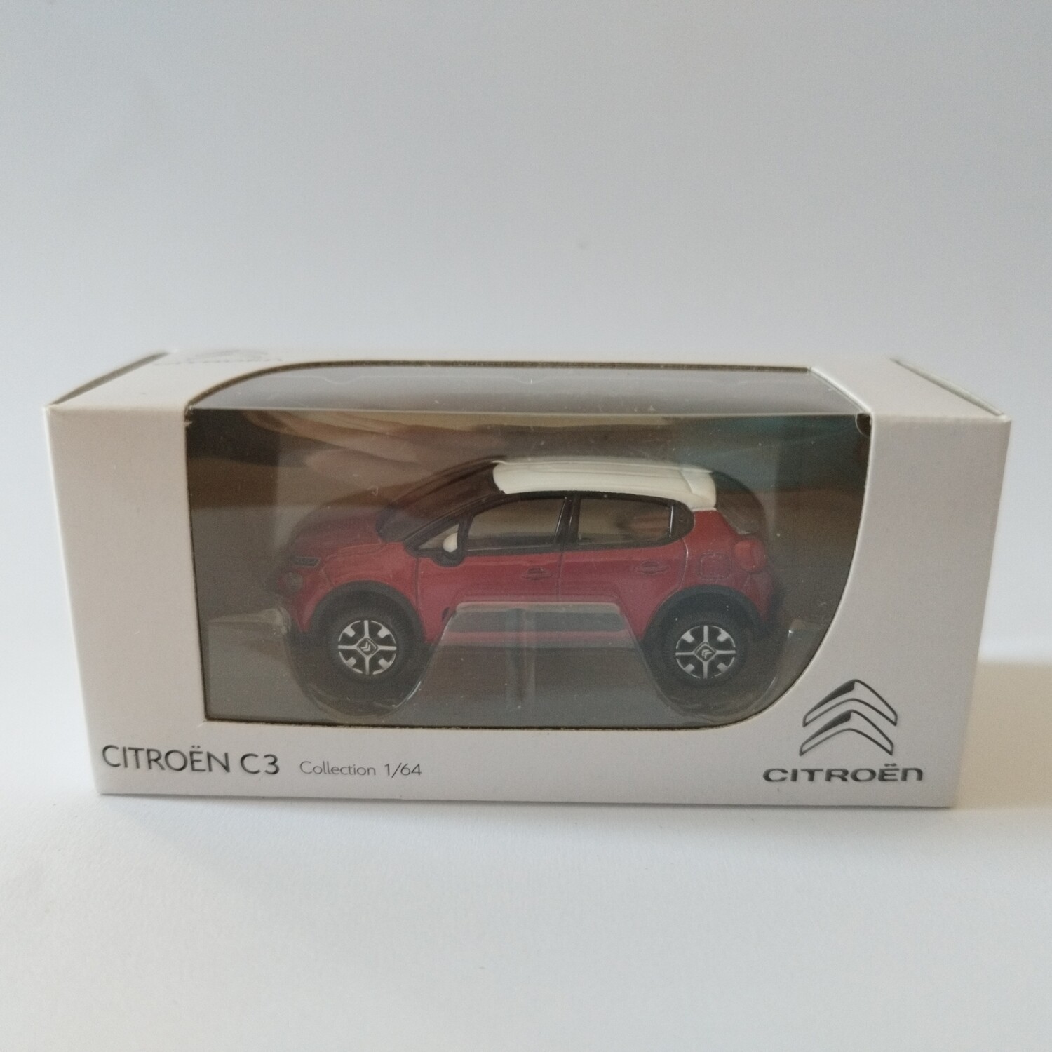 Citroen C3 2016 rouge toit blanc (nouveau logo)