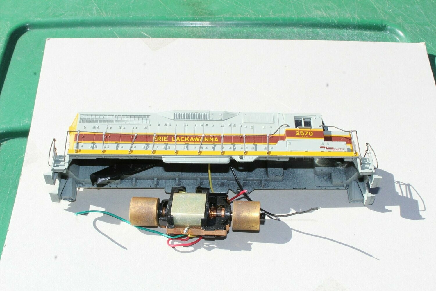 Athearn GP35 EL Shell ONLY
