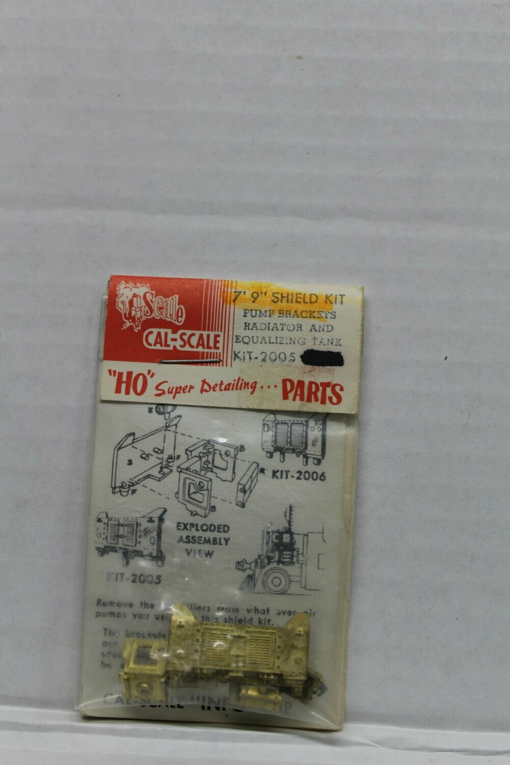 CAL-SCALE (190) 2005 7' 9" Shield Kit