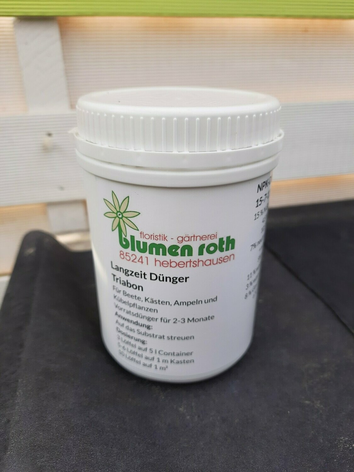 Eigenmarke Langzeit-Dünger Triabon