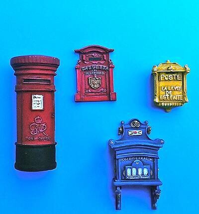 UM285 1900-1945 EUROPEAN POST BOXES