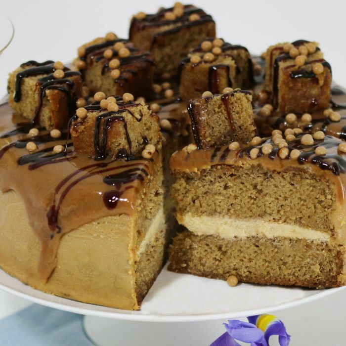 Cakes & Traybakes - Defrost & Serve