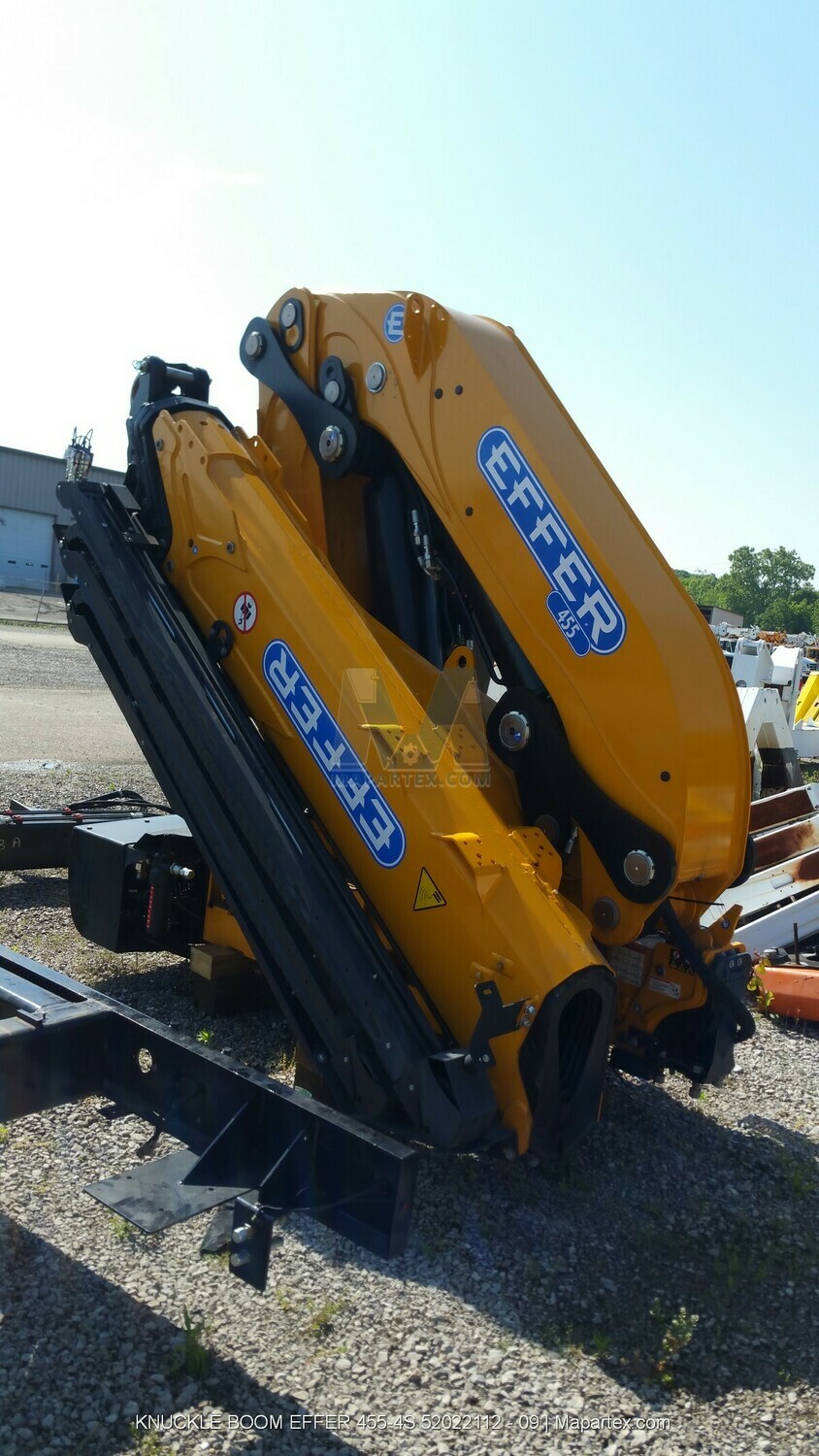 DIGGER DERRICK ALTEC D2050 For Sale | Mapartex.com