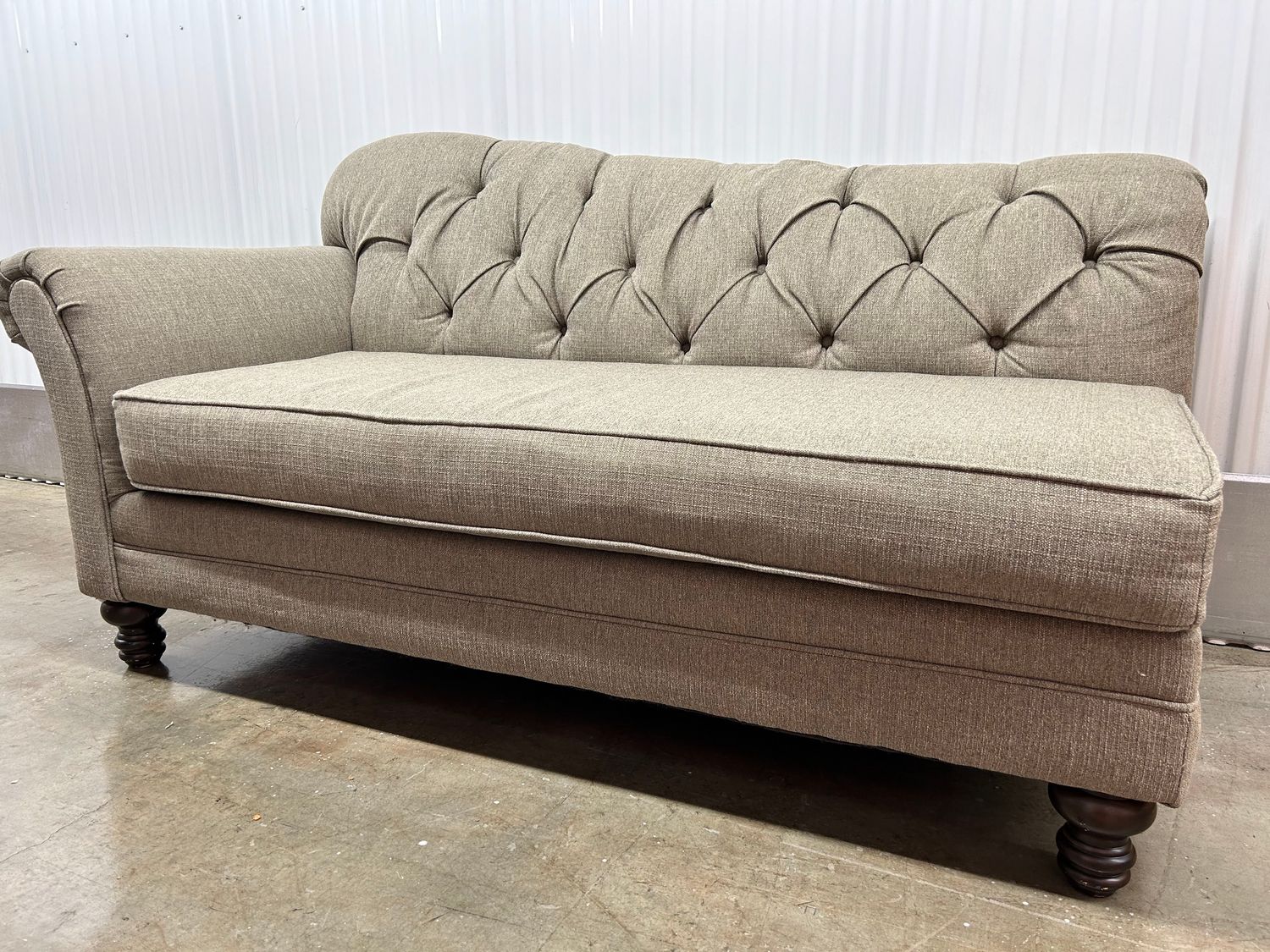 Beautiful Tufted Chaise Lounge, taupe #2214