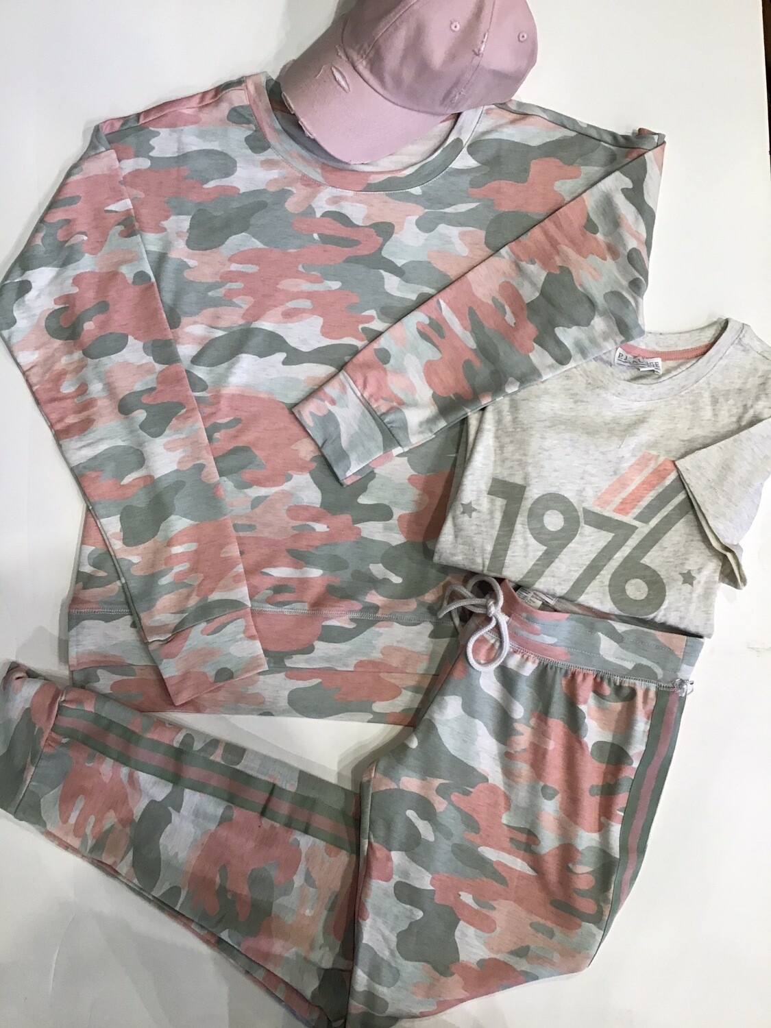 Camo Easy Sweatshirt